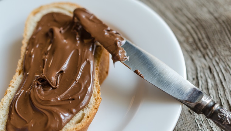 Can Dogs Eat Nutella? Is Nutella Safe For Dogs? - DogTime
