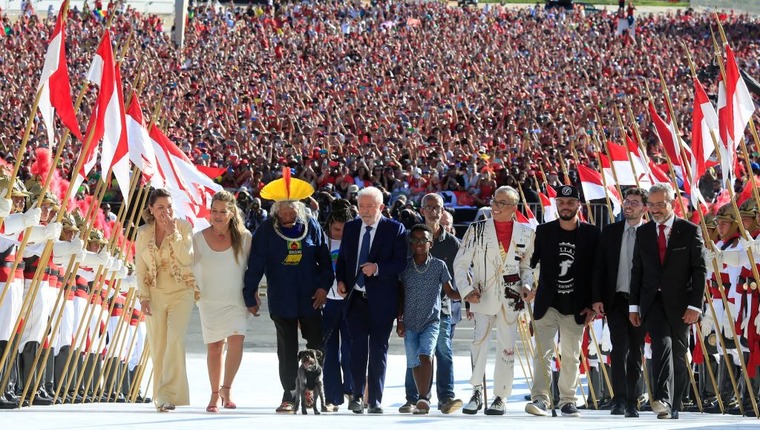 Lula’s Dog Appears Alongside Him at Inauguration - DogTime
