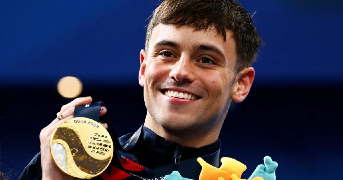 Olympian Tom Daley Knits Adorable Dog Jumper in Instagram Video