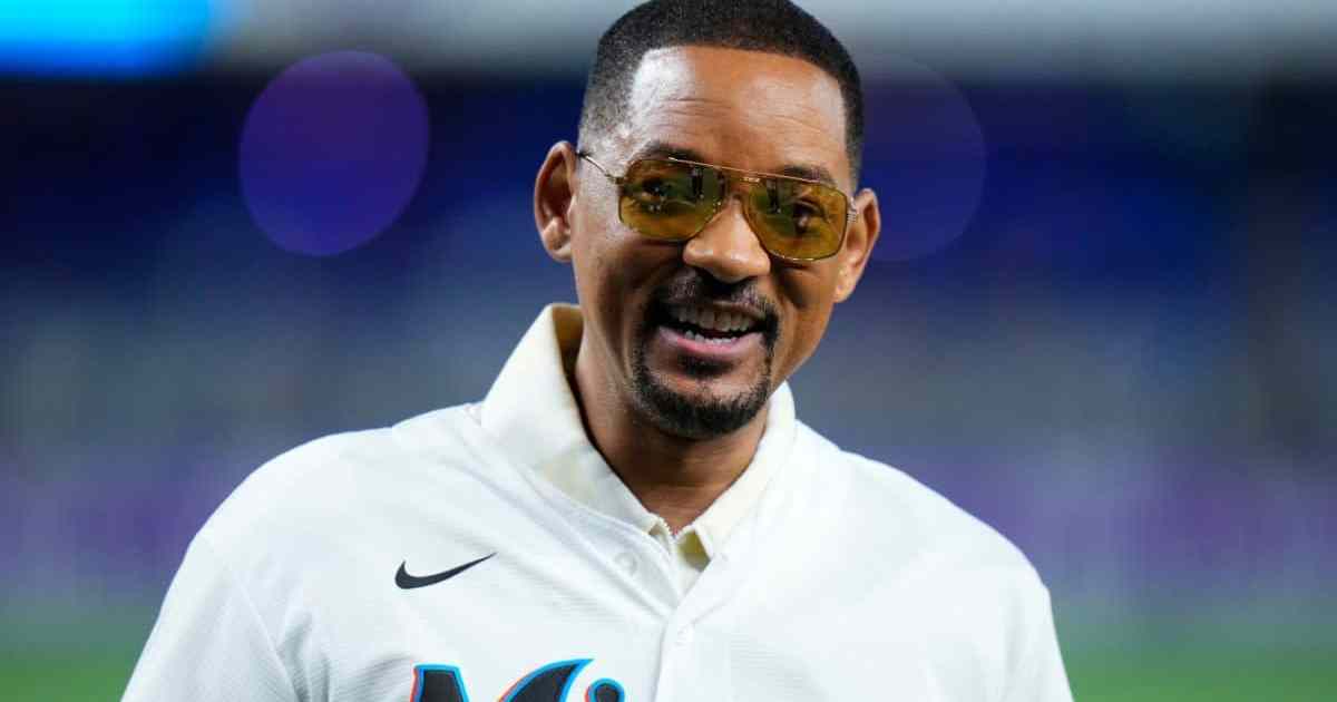 Will Smith Praises 'I Am Legend' Dog Abbey, Tried To Adopt Her