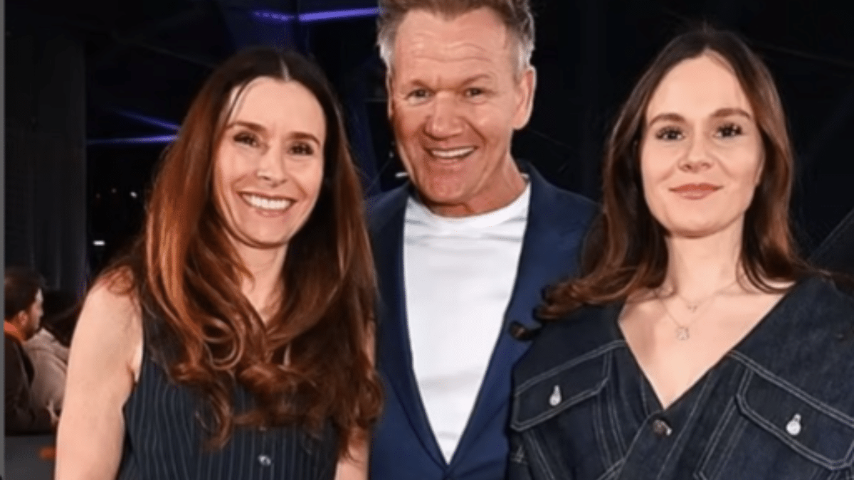 Gordon Ramsay's Dog Peanut: Breed, Age, and More - DogTime